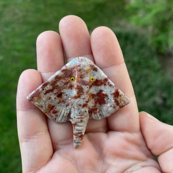 Magic Moon | Art | Stingray Crystal Carved Spirit Animal | Poshmark